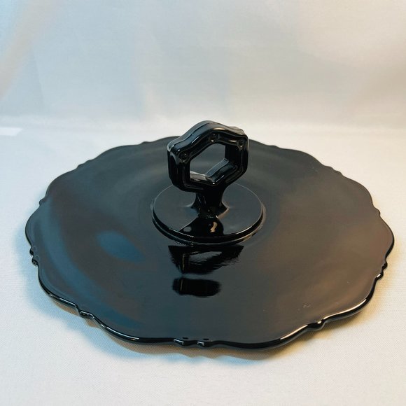 LE Smith Glass Co. | Dining | Black Glass Center Handle Server Le Smith ...